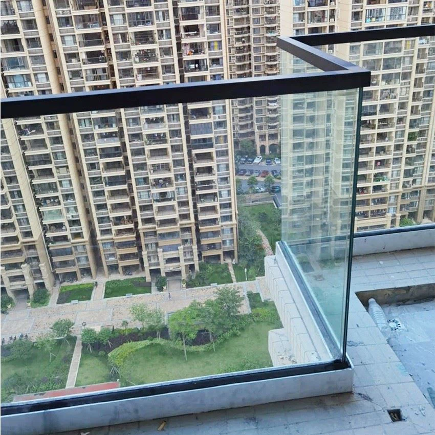 China Customized Aluminum U Channel Glass Railing Suppliers Factory